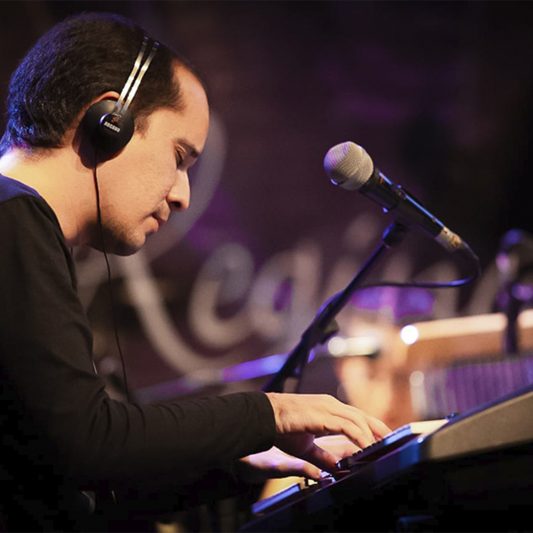 Músicos de Rio das Ostras homenageiam pianista Maurício Libardi Jr com ...